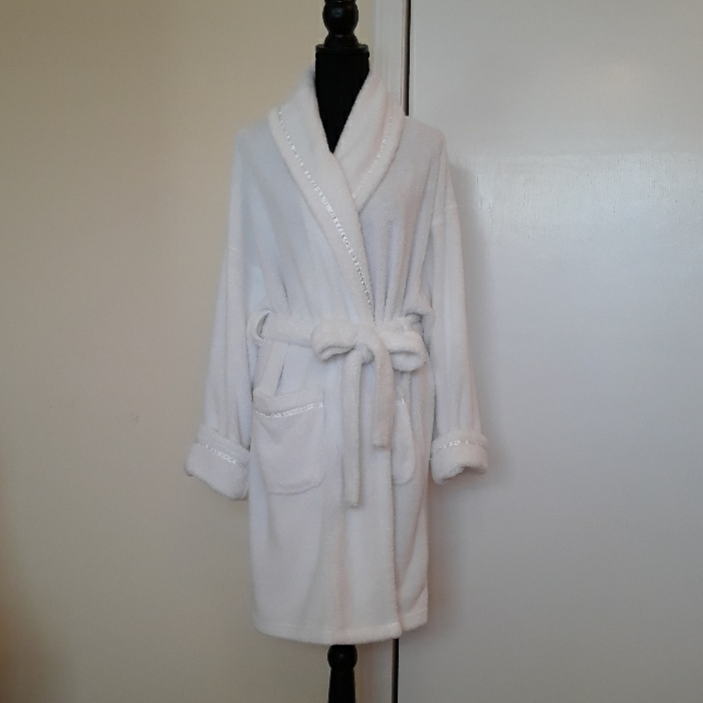 Soft Cozy White Bathrobe With Ribbon Size Xl - Gem